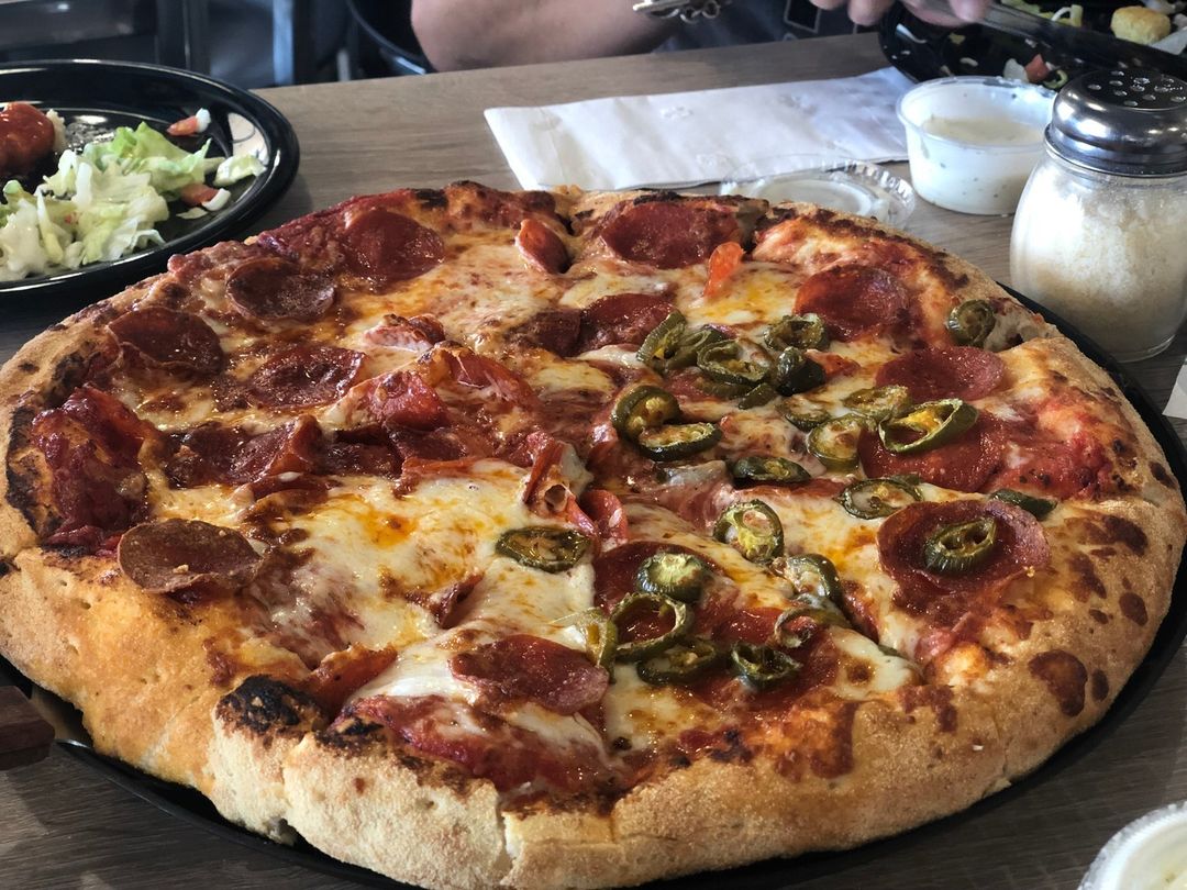 Barro's Pizza Near Me - Near Me Foods